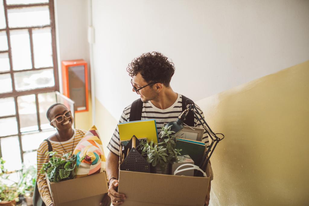 Erste eigene Wohnung: Checkliste und Tipps
