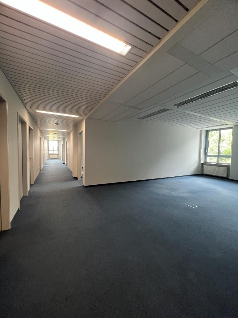 Büro / Praxen in Hallbergmoos | Wohnglück.de