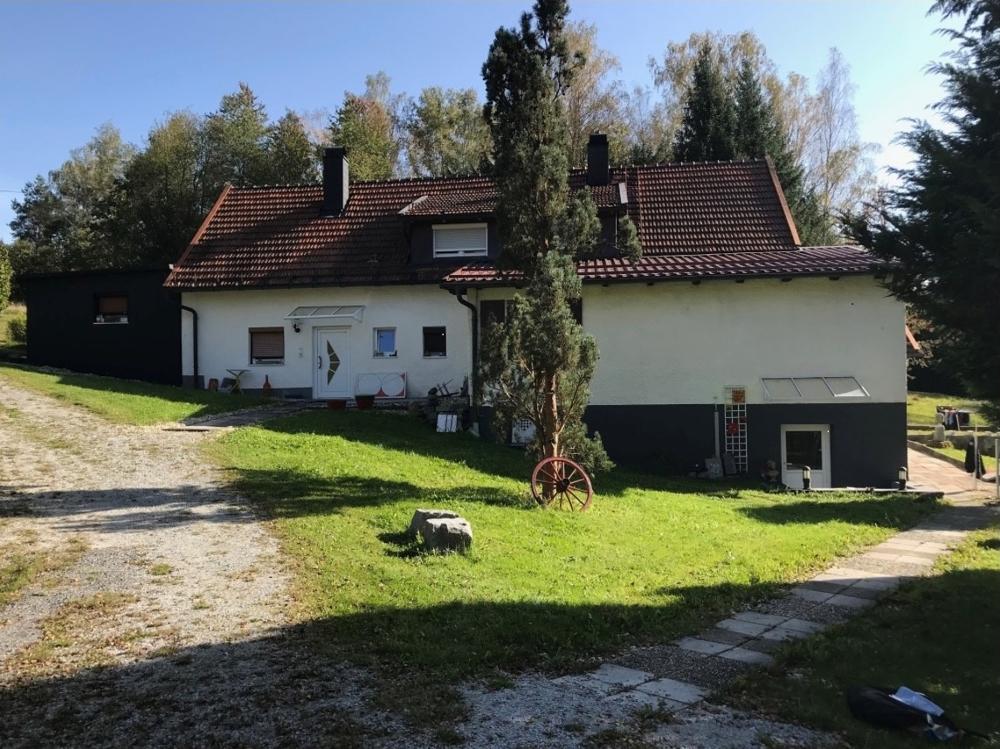 Einfamilienhaus freistehend in Regen | Wohnglück.de