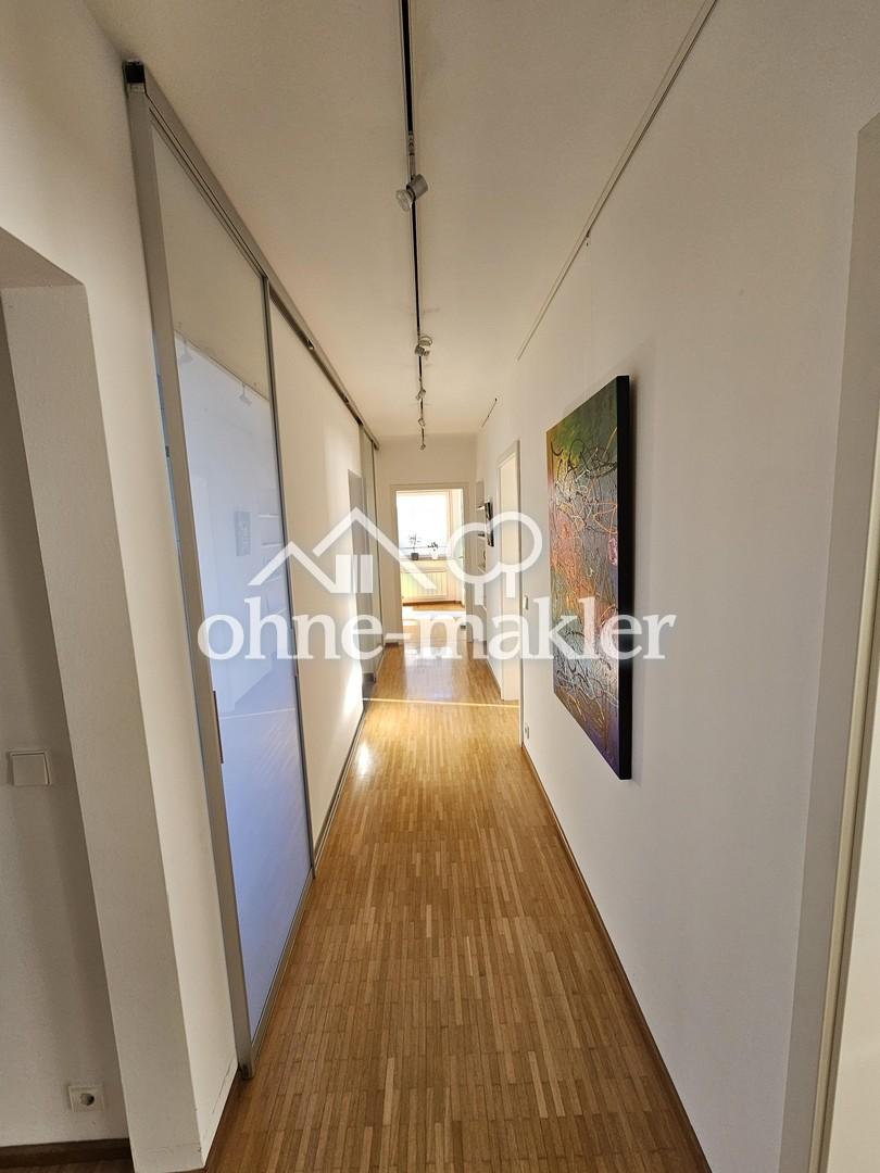 M-West: hell mit EBK in ruhigem 3-Parteienhaus + gute Anbindung an B312 ...