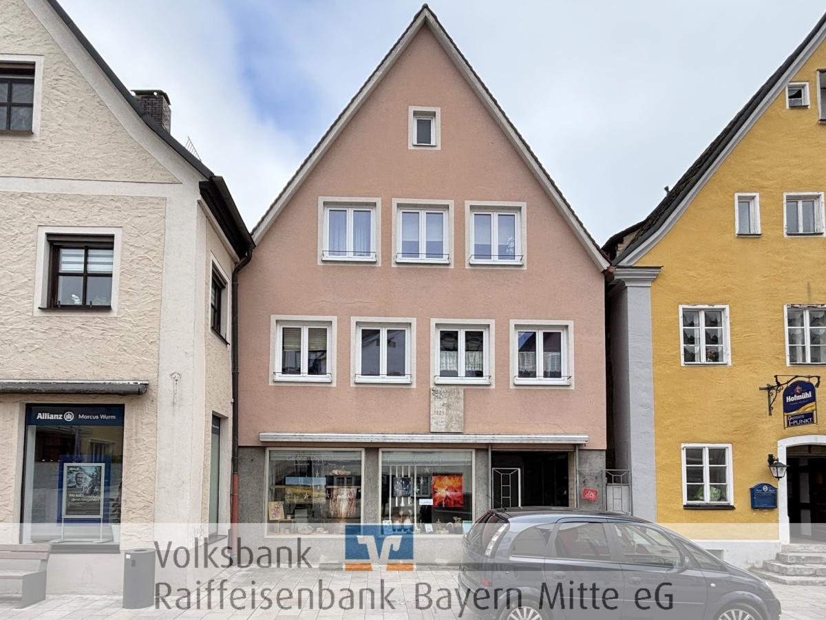 Wohn- und Geschäftshaus mit Potenzial im Herzen von Pappenheim ...