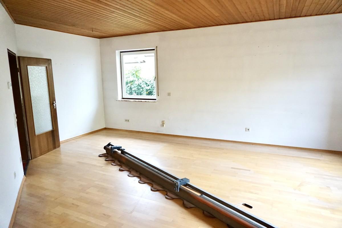 Charmante Wohnung mit Garten in Alterlangen - Renovierungsprojekt mit ...